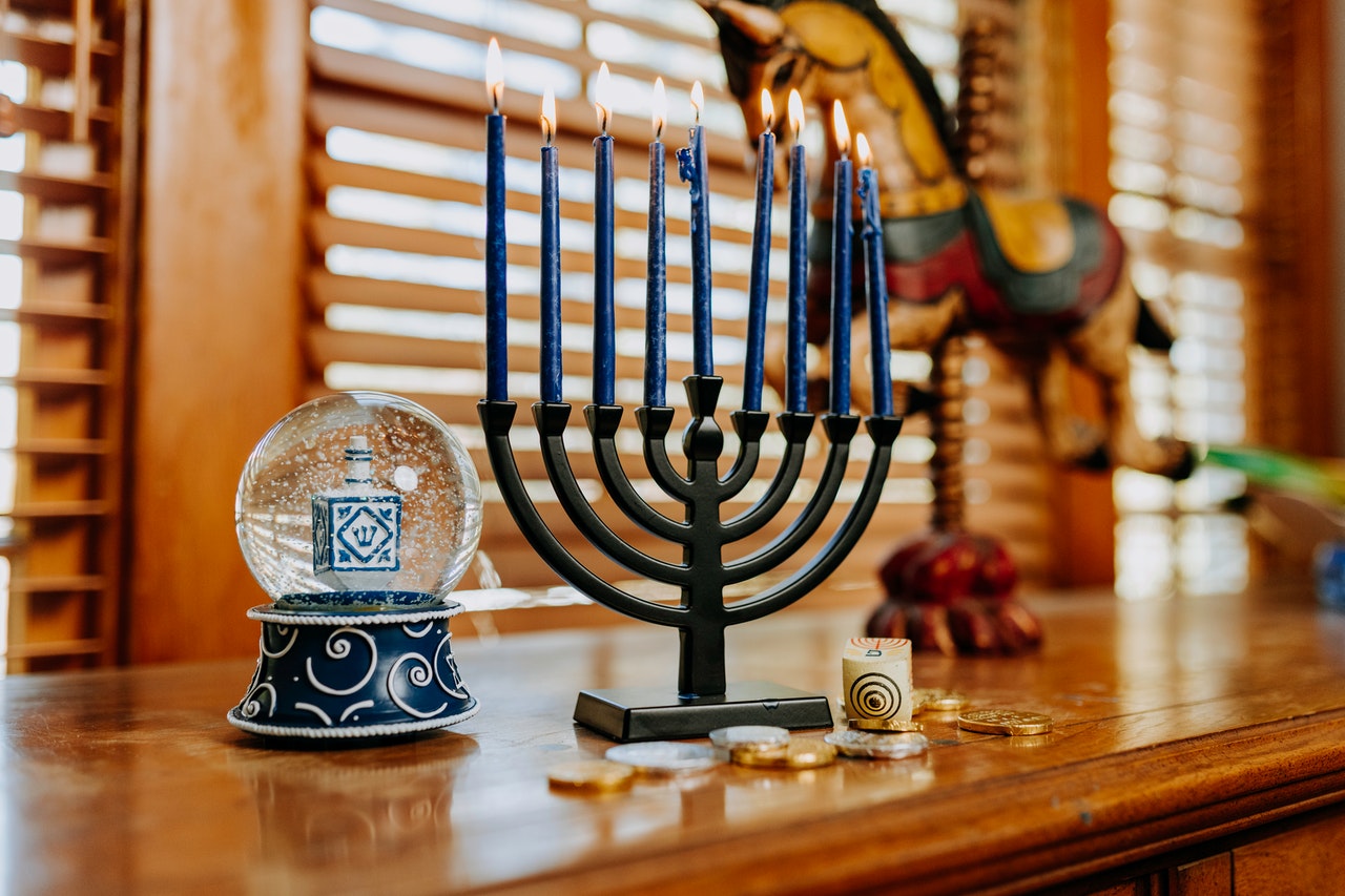 LA FÊTE DE HANUKKAH - Chrétiens Amis d'Israël Belgique